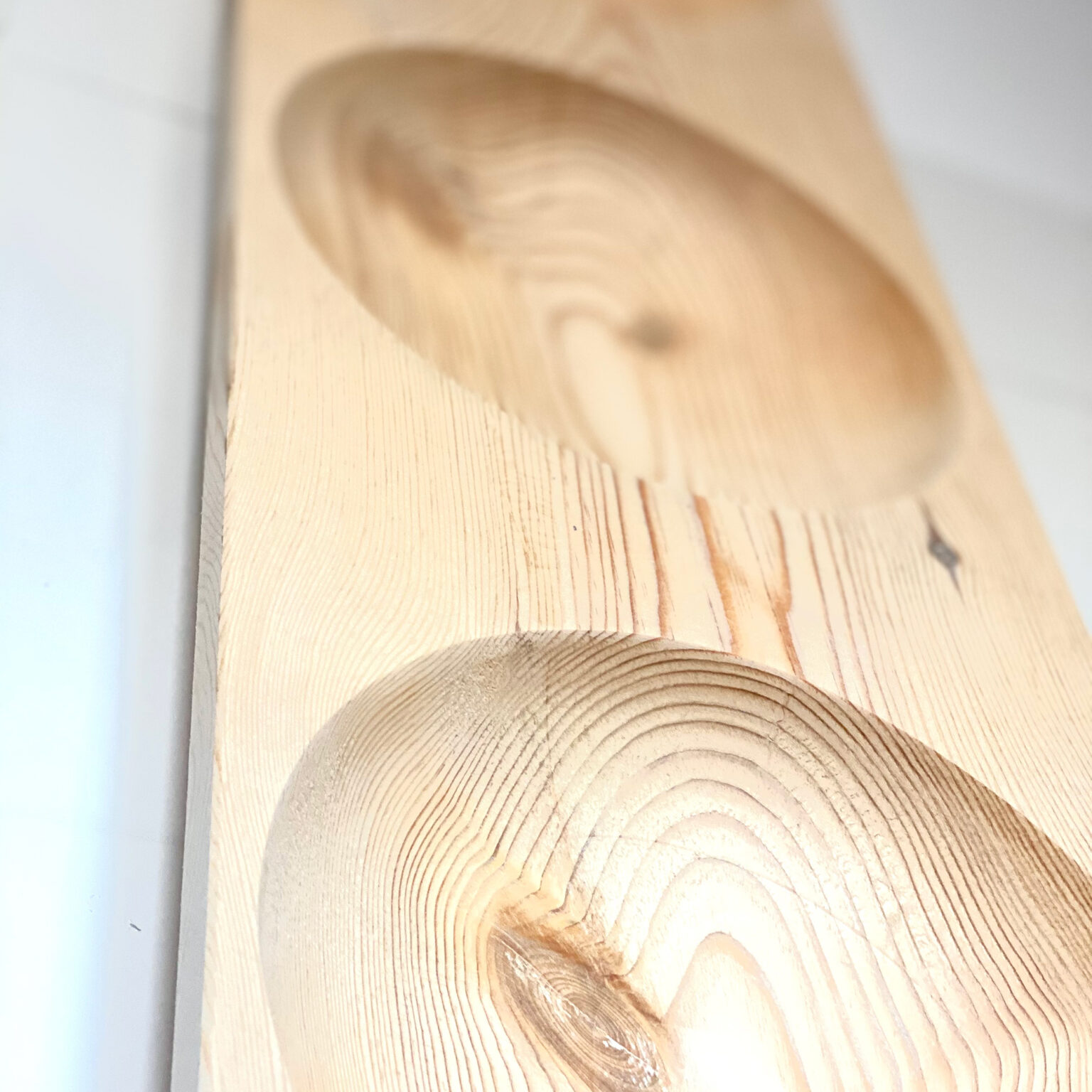 WOODEN BREAD BOARD MOLD WITH 6 BOWLS - Tradition Now